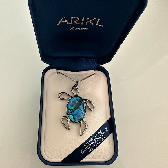 Ariki | Jewelry | Ariki Sea Turtle Necklace With Paua Shell | Poshmark